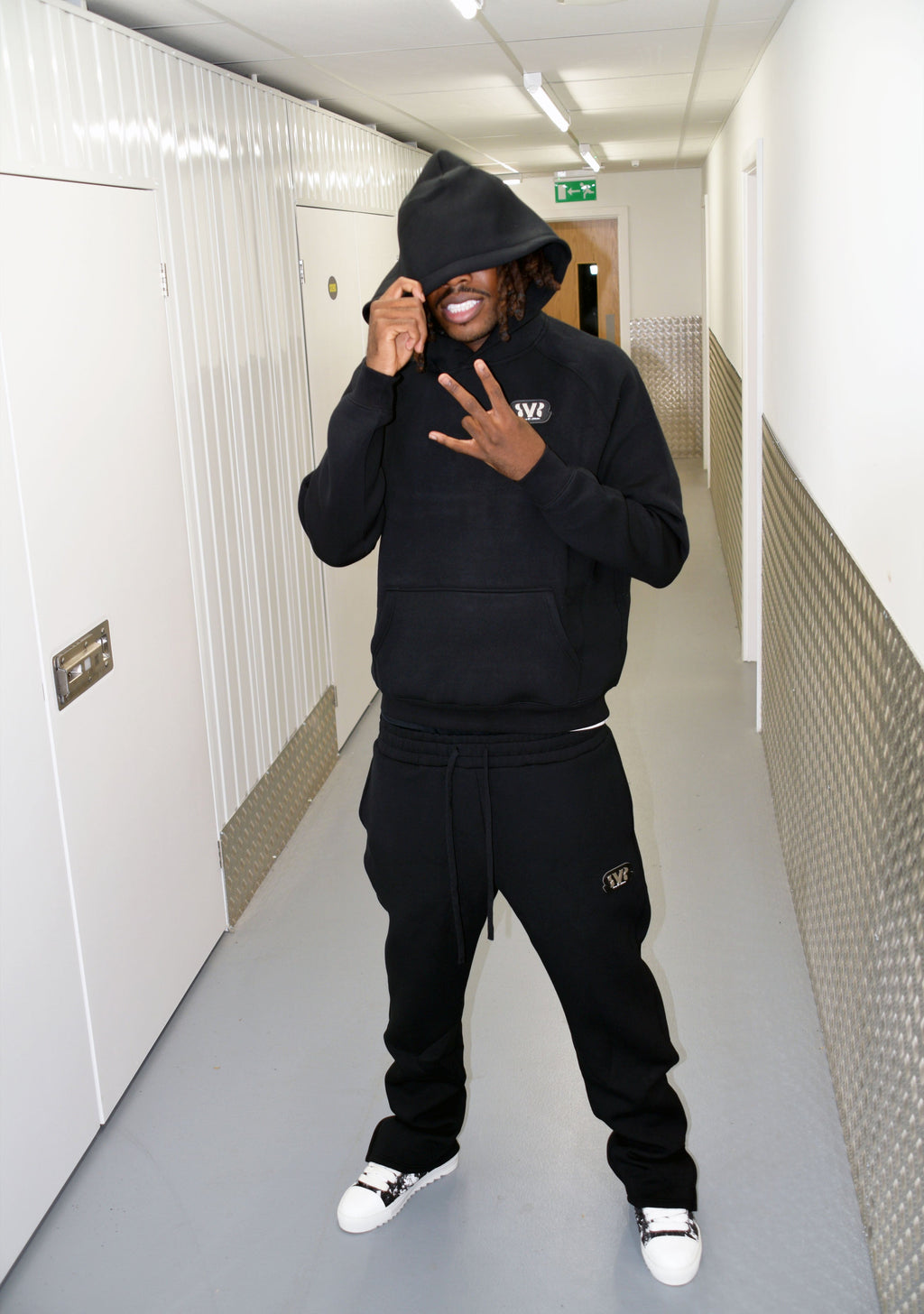 RVR Noir Luxe 25's Collection tracksuit – RVR Reverence